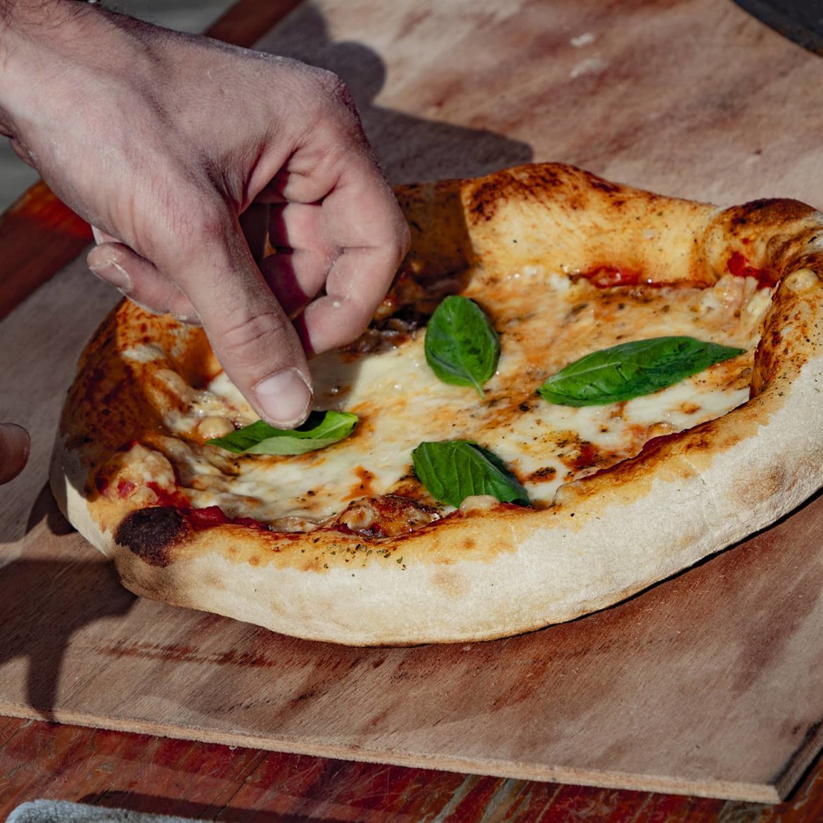 Wood-fired Pizza Oven: Vulcano "Le Tradi"